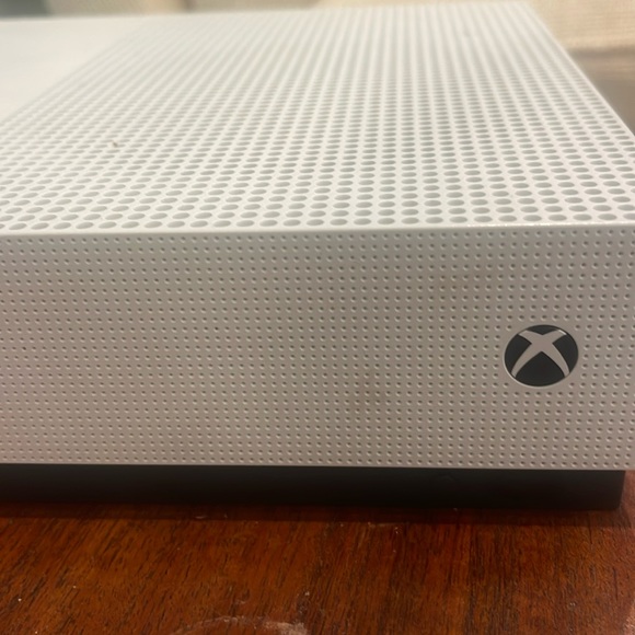 Video Games & Consoles | Xbox One S Used For Two Years | Poshmark